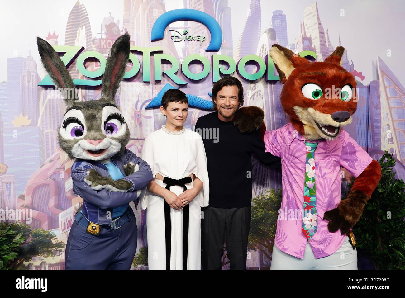 Ginnifer Goodwin and Jason Bateman with the characters Judy Hopps and ...
