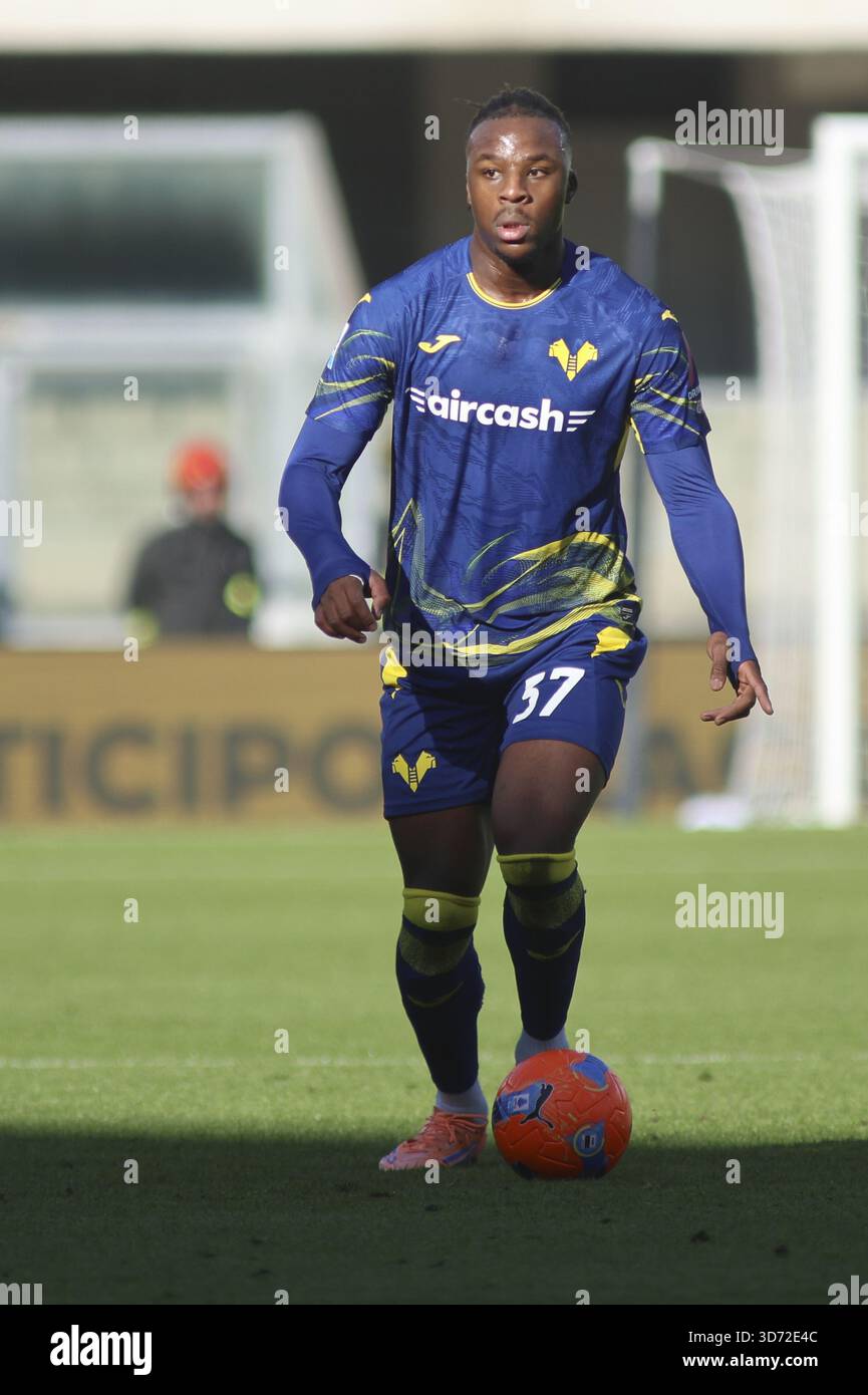 Armel Bella-Kotchap of Hellas Verona FC play the ball during Hellas ...