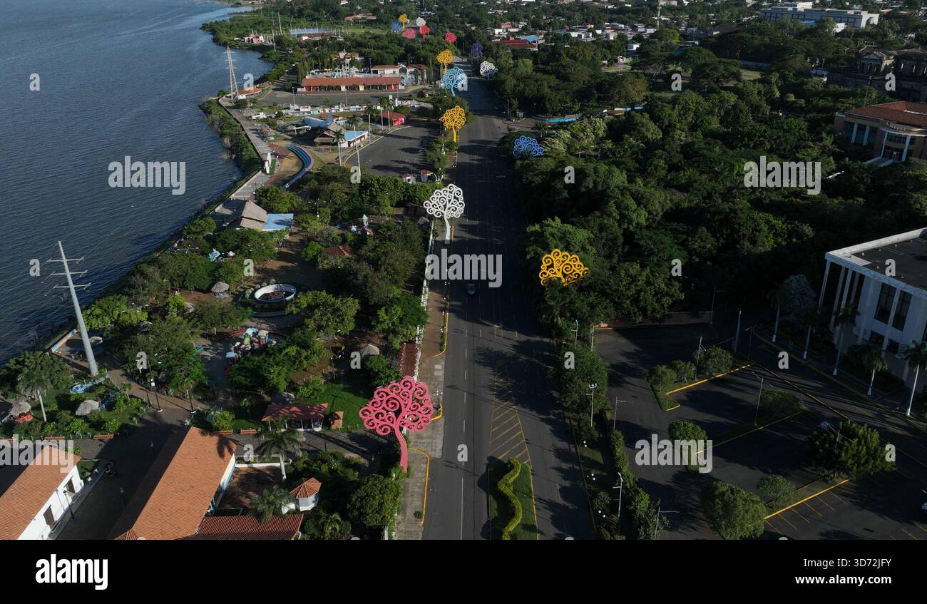 (251123) -- MANAGUA, Nov. 23, 2025 (Xinhua) -- This aerial drone photo ...