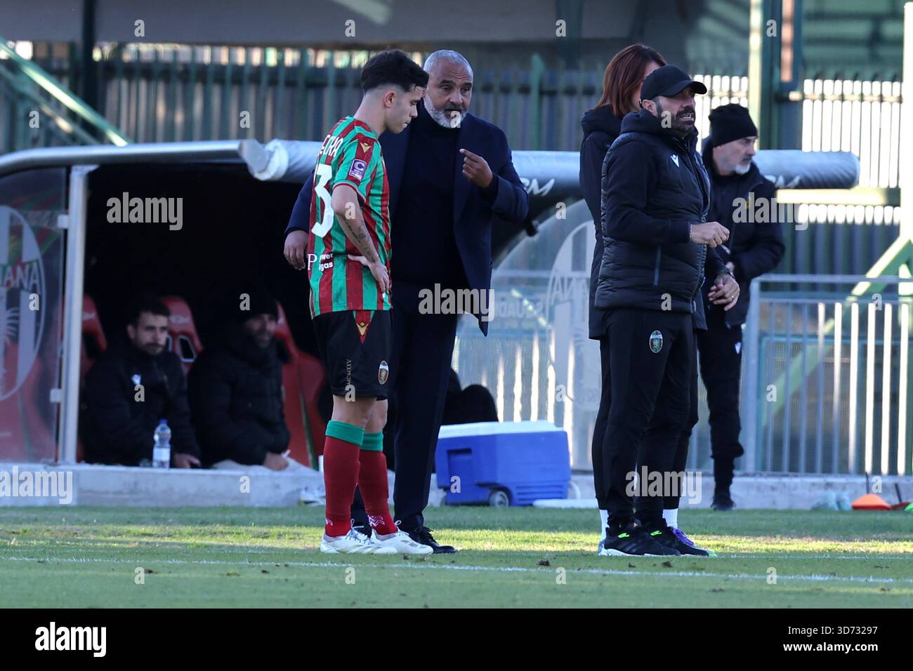 the coach Fabio Liverani speack with Ndrecka Angelo (Ternana) during ...