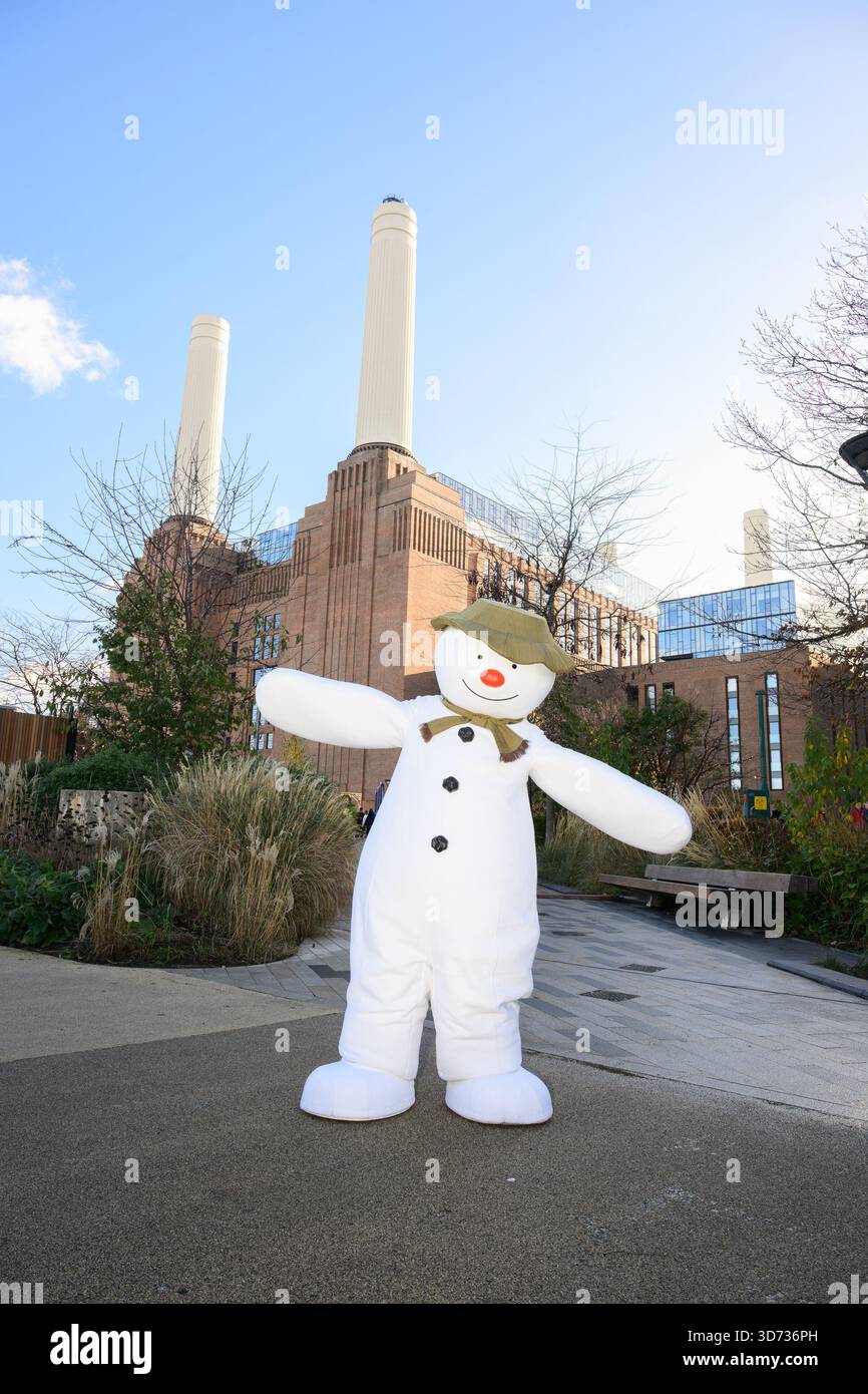 EDITORIAL USE ONLY The Snowman at a World of The Snowman pop-up event ...
