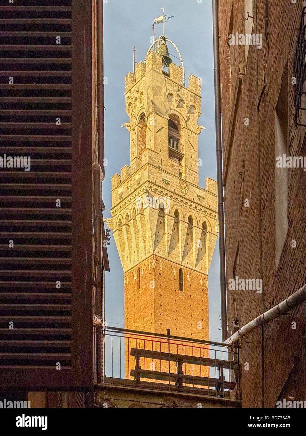 Slender tower in italy hi-res stock photography and images - Alamy