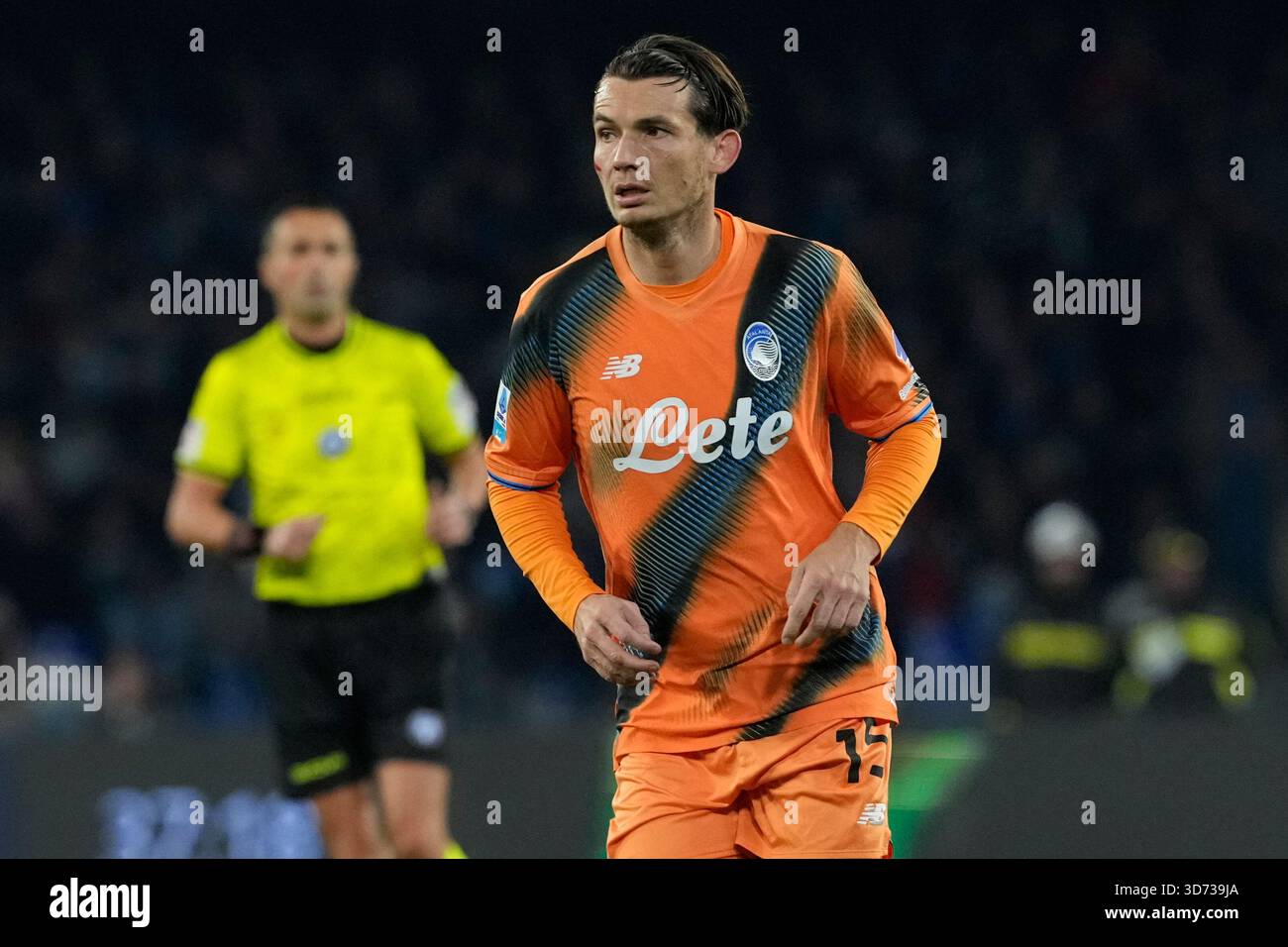 Naples, Italy. 22 Nov, 2025. Marten de Roon of Atalanta BC during the ...