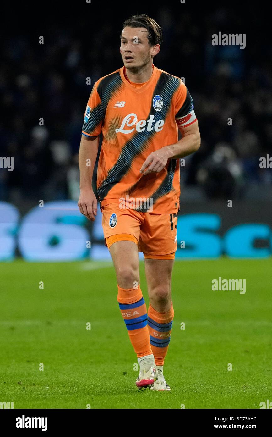 Naples, Italy. 22 Nov, 2025. Marten de Roon of Atalanta BC during the ...