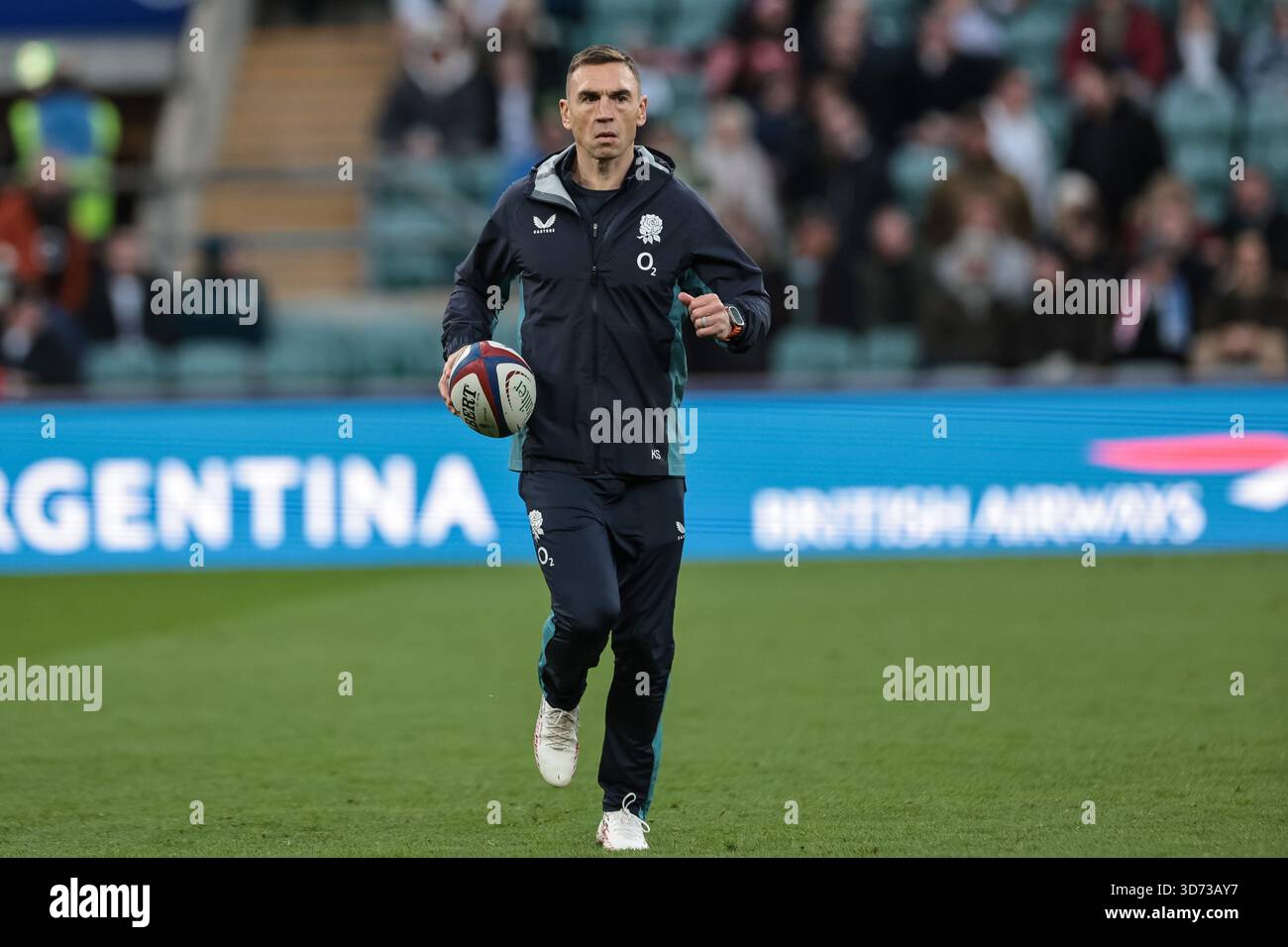 England coach Kevin Sinfield in the pre-game warm up during the Quilter ...