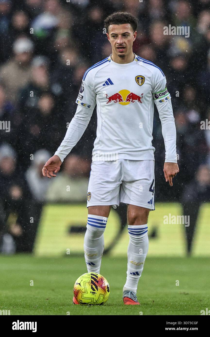Ethan Ampadu of Leeds United during the Premier League match Leeds ...