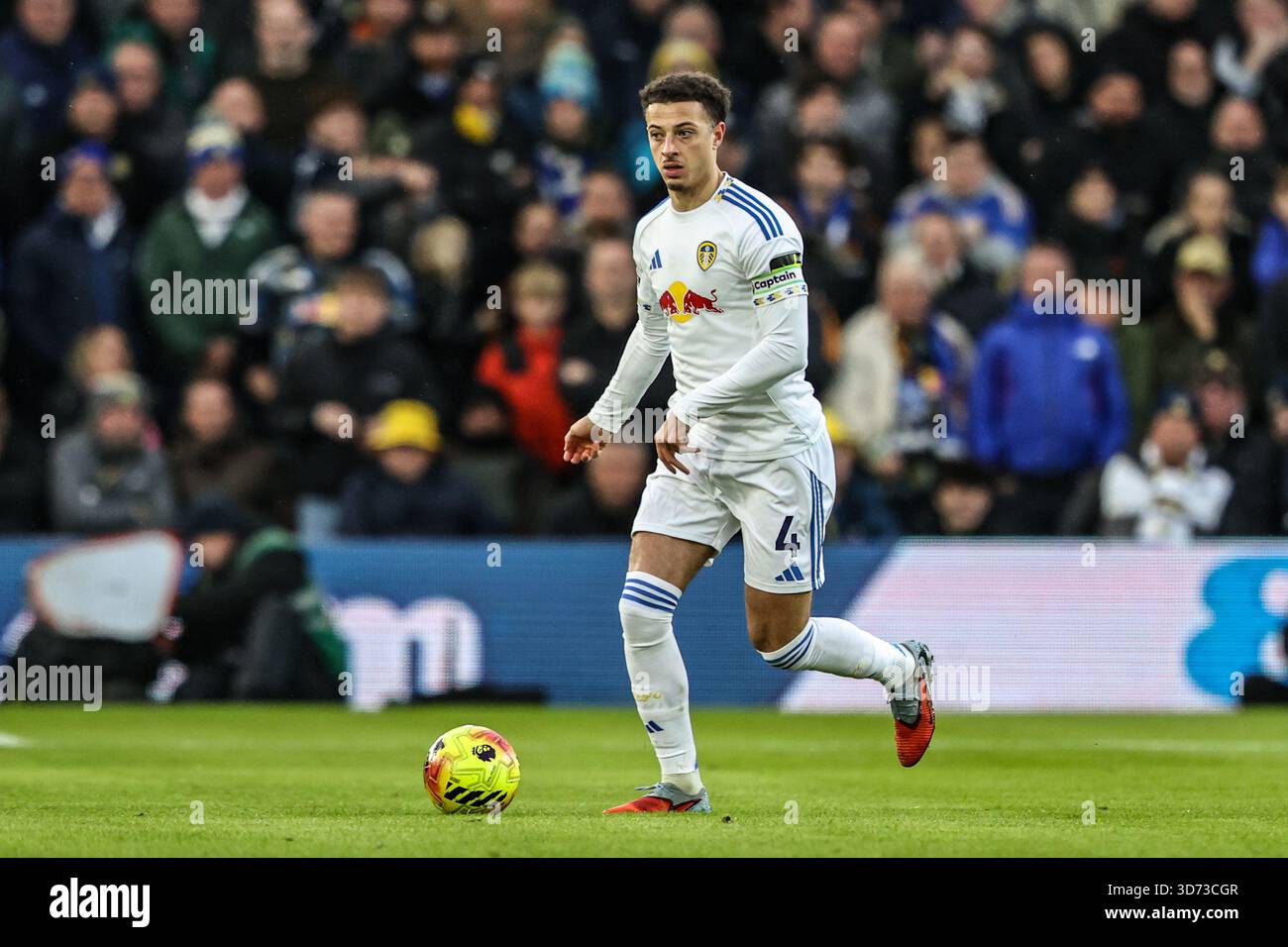 Ethan Ampadu of Leeds United during the Premier League match Leeds ...