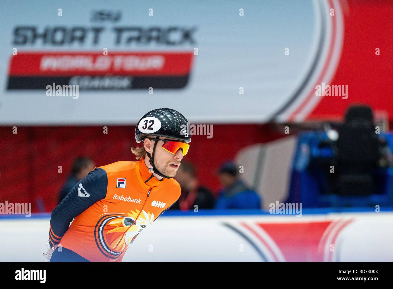 GDANSK, POLAND - NOVEMBER 20: Friso Emons of Netherlands during the ISU ...