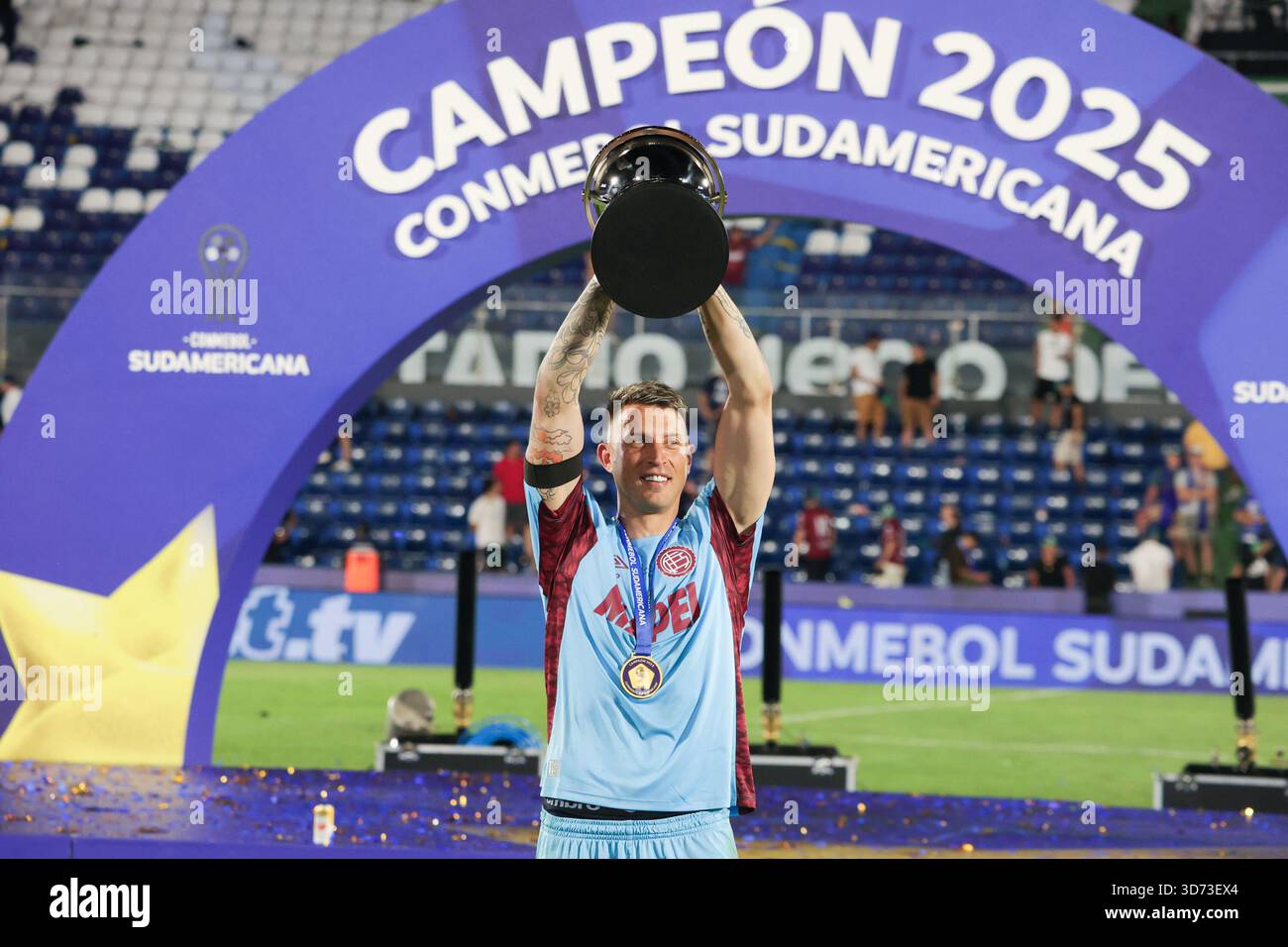 Paraguay.Asuncion 22th Nov 2025: Nahuel Losada of Lanus celebrating the ...