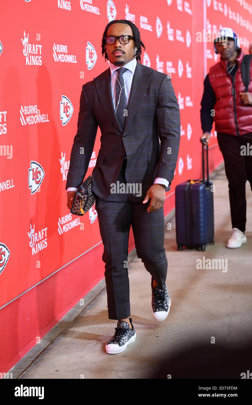 Indianapolis Colts safety Nick Cross enters the stadium before an NFL ...