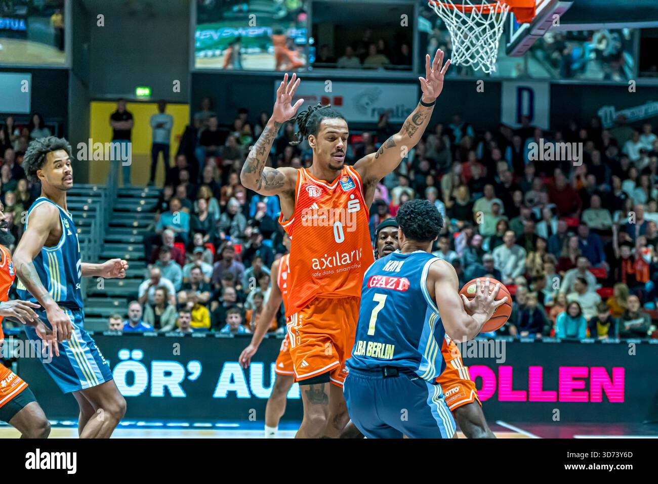 Chemnitz, Germany November 23, 2025: 1.BBL - 2025/2026 - Niners ...