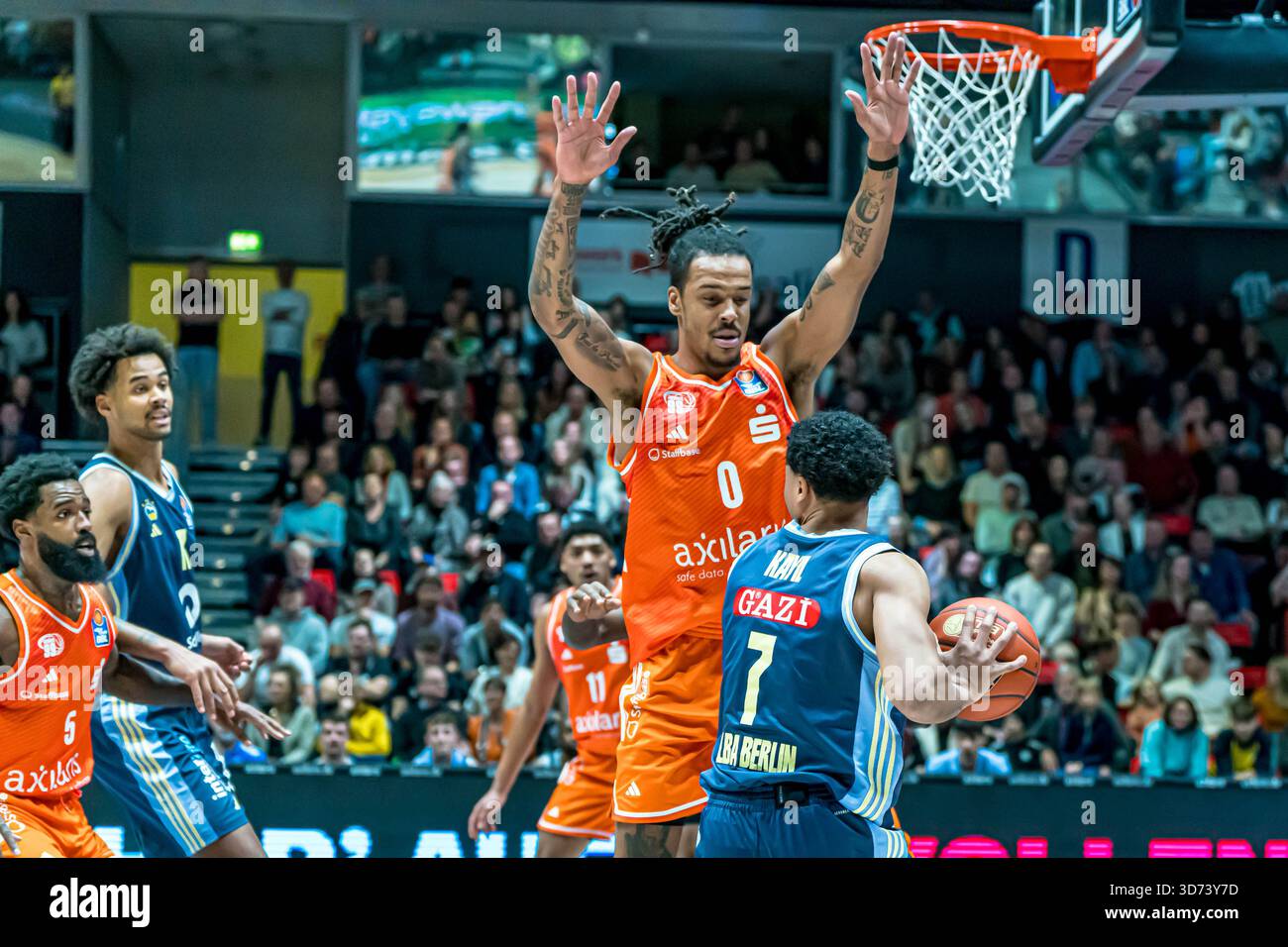 Chemnitz, Germany November 23, 2025: 1.BBL - 2025/2026 - Niners ...