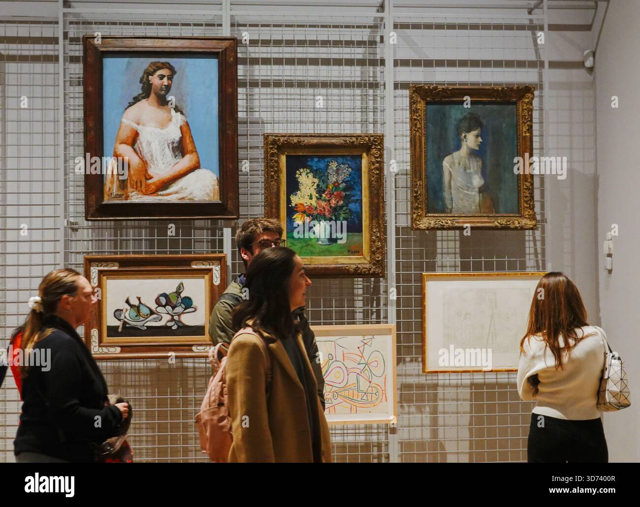 Paintings by pablo picasso hi-res stock photography and images - Alamy