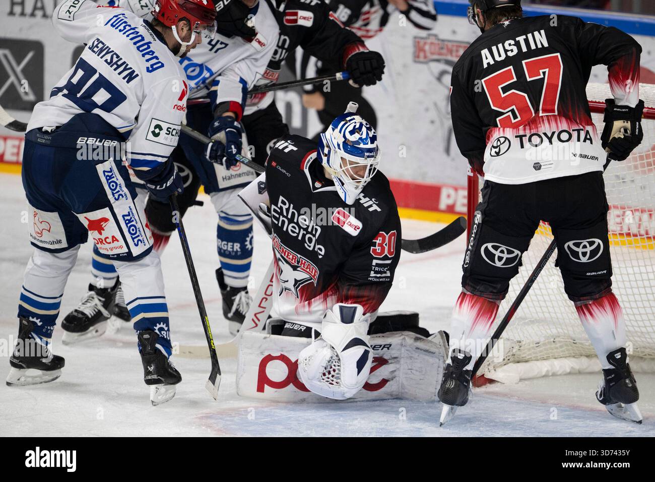 Janne Juvonen (Cologne Sharks, goalkeeper, #30); PENNY DEL 1; Cologne ...