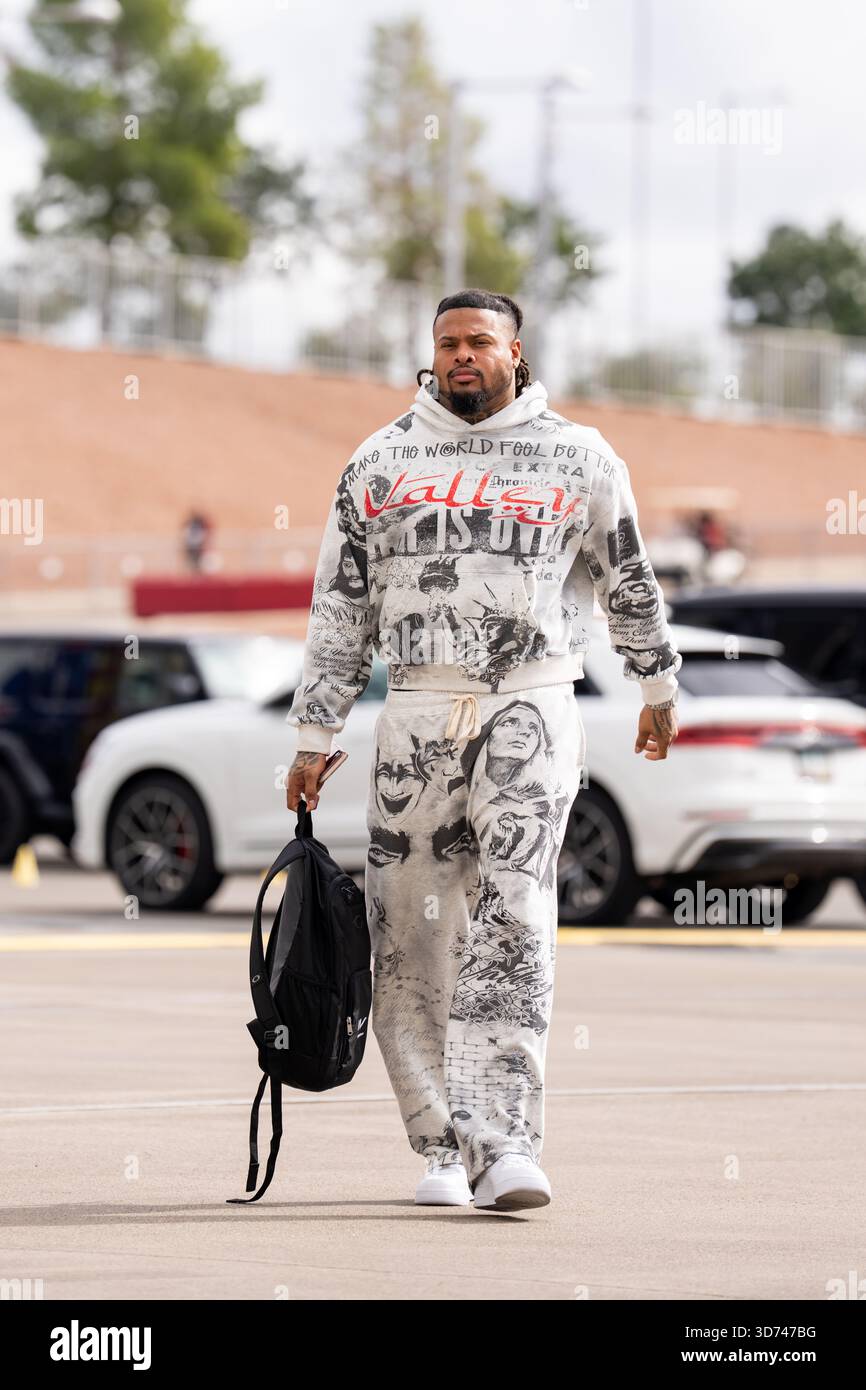 Arizona Cardinals linebacker Xavier Thomas arrives to State Farm ...