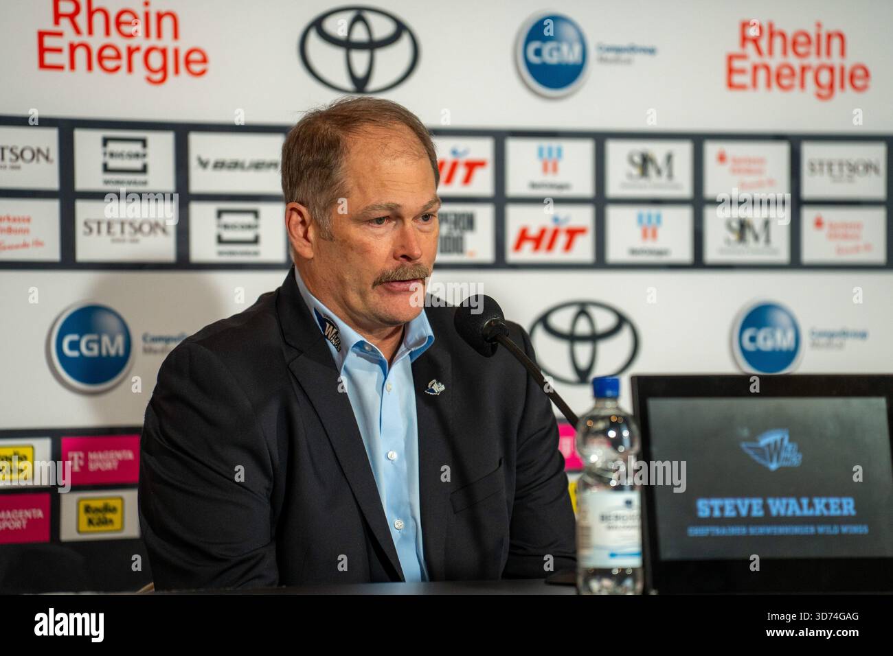 Steve Walker (Head Coach, Schwenningen Wild Wings) at the press ...