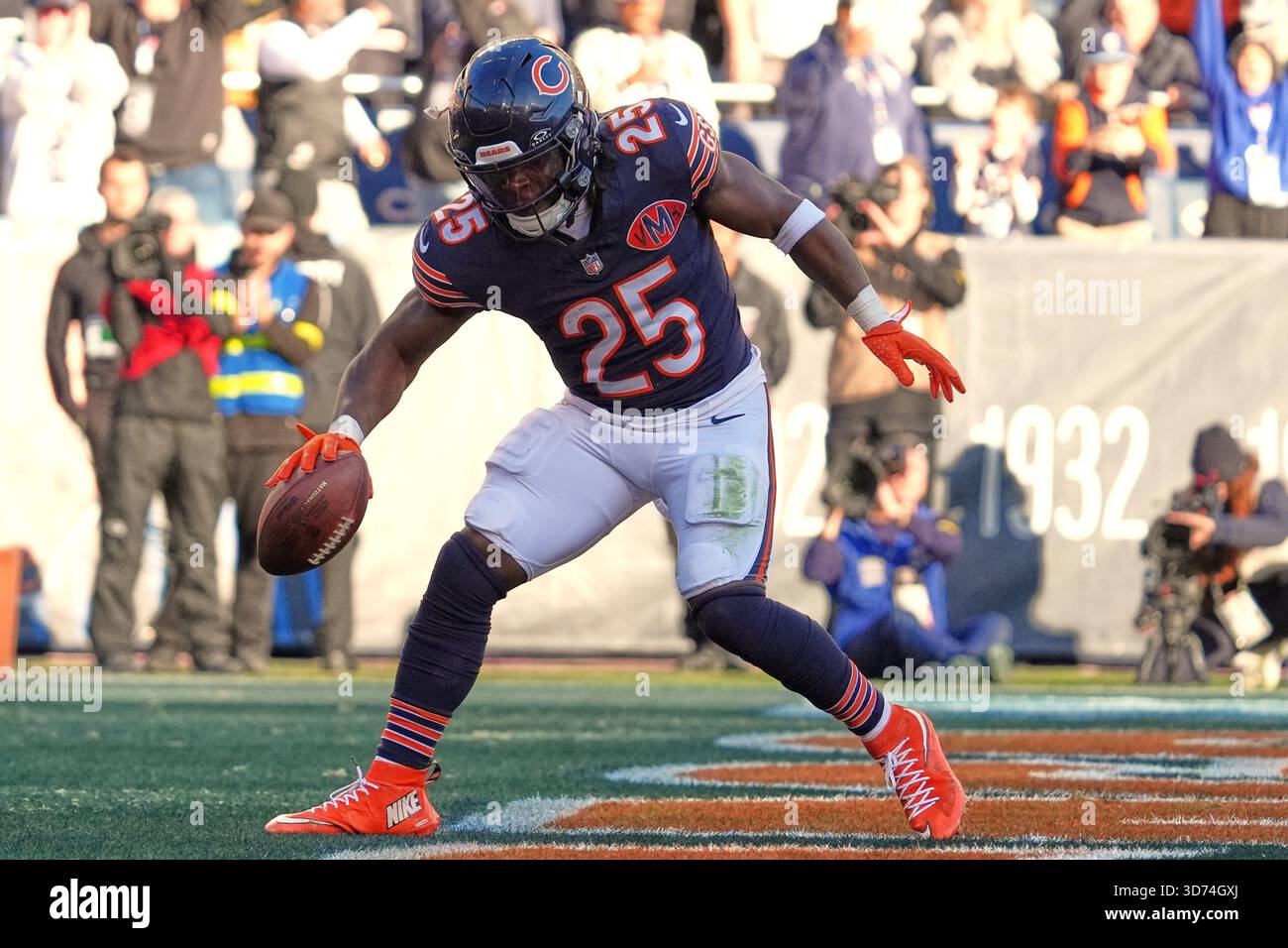 Chicago Bears running back Kyle Monangai celebrates after scoring ...