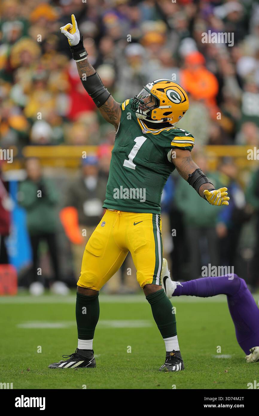 Green Bay Packers defensive end Micah Parsons (1) points to the sky ...
