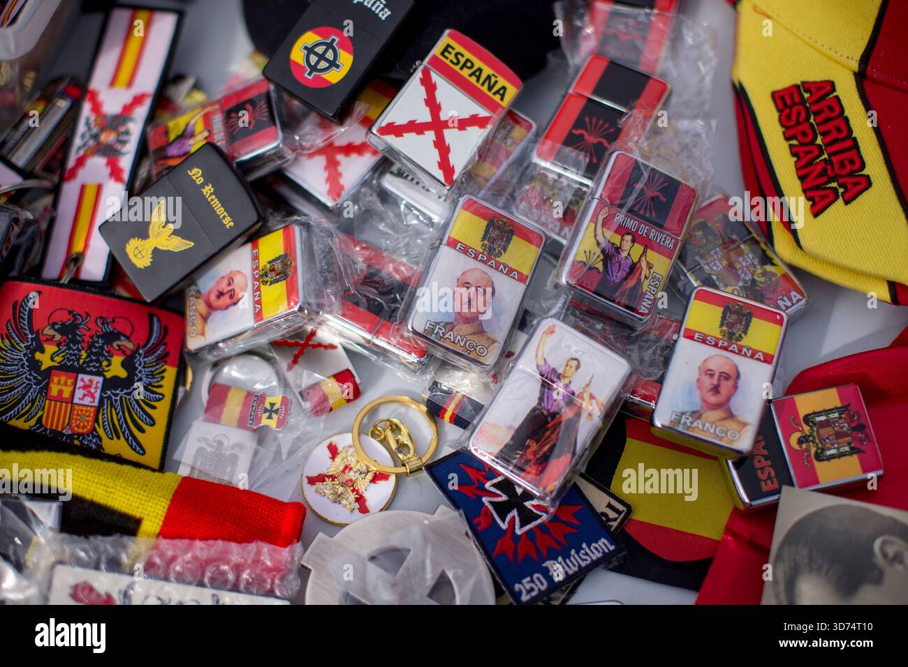 Merchandise with images of the dictator Franco and Francoism seen ...