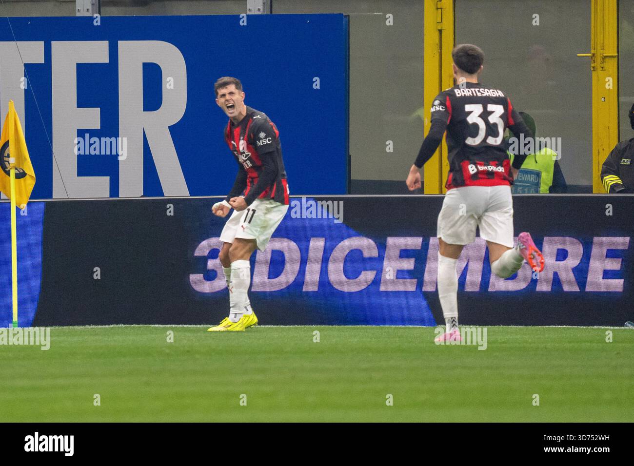 Pulisic milan celebrate hi-res stock photography and images - Alamy