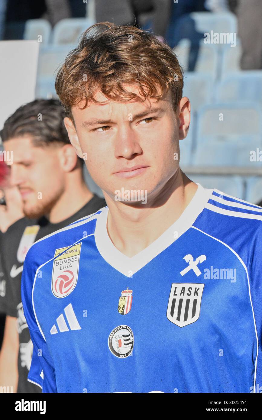 Graz, Austria, November 23, 2025, Merkur Arena - Soccer - ADMIRAL Bundesliga [Bundesliga], SK ...