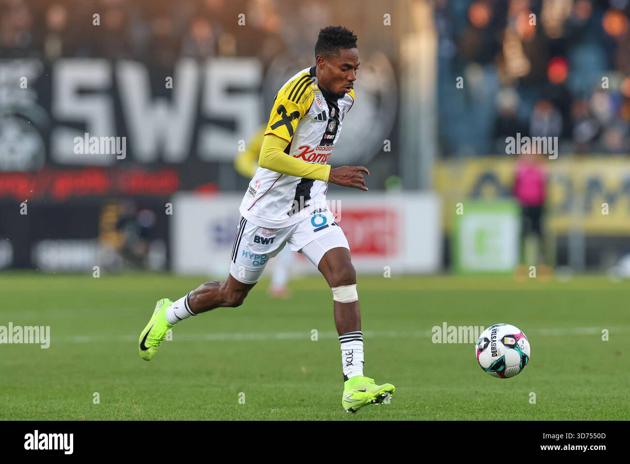 Graz, Austria, November 23, 2025, Merkur Arena - Soccer - ADMIRAL ...