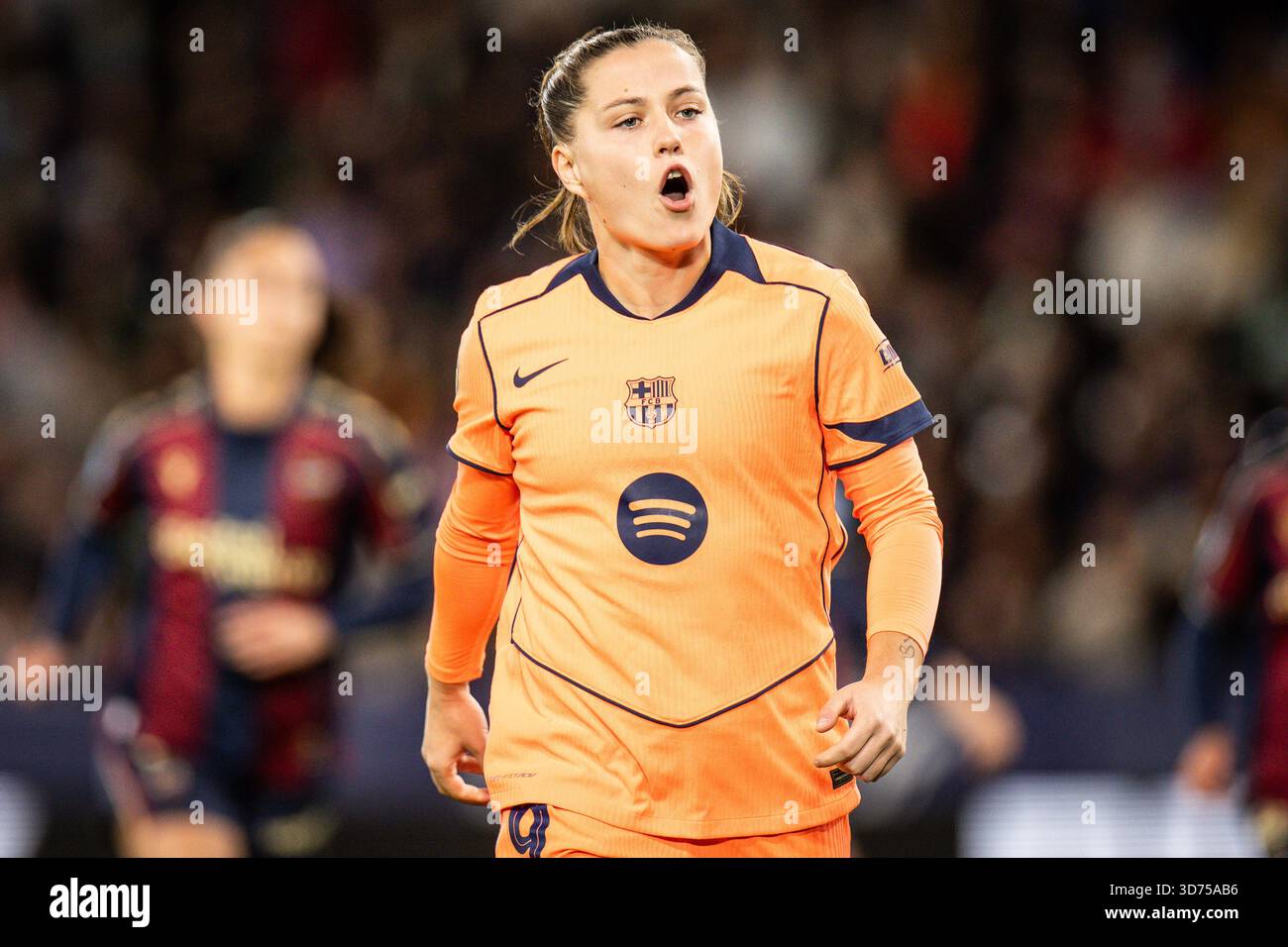 Claudia PINA of Barcelona celebrates his goal during the Women's ...