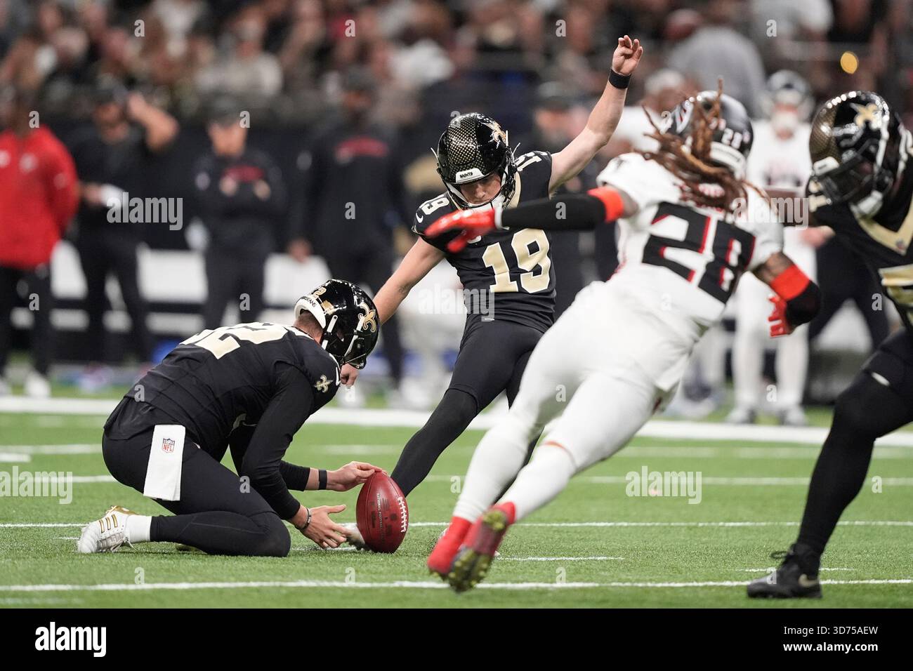 New Orleans Saints place kicker Blake Grupe (19) misses a field goal in ...