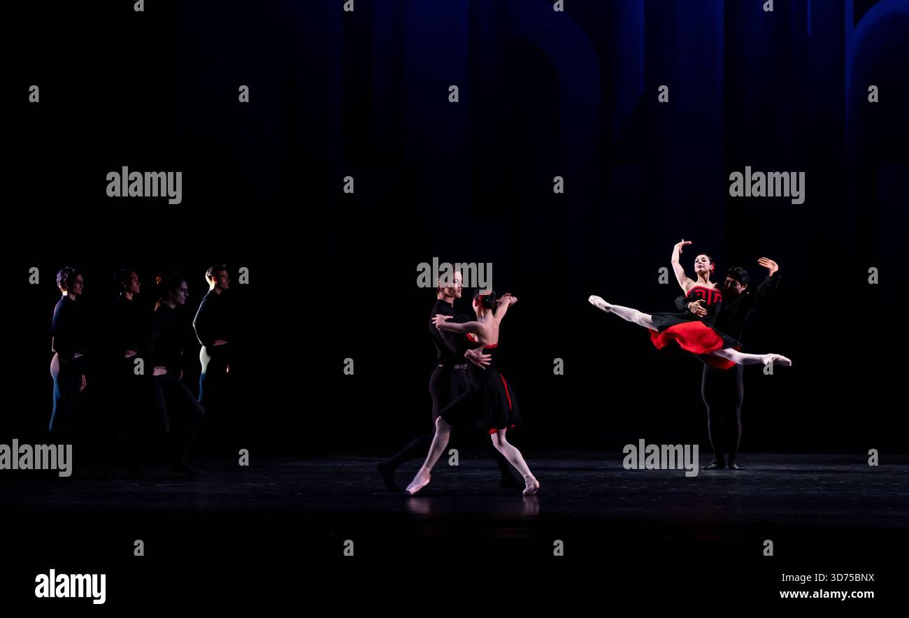 Dancers of Dutch National Ballet perform '5 Tangos' choreographed by ...