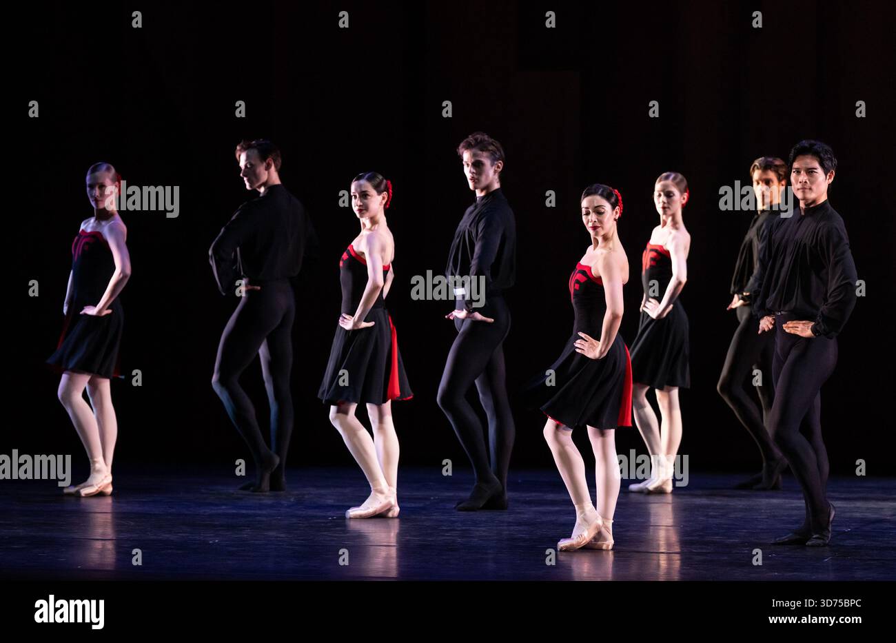 Dancers of Dutch National Ballet perform '5 Tangos' choreographed by ...
