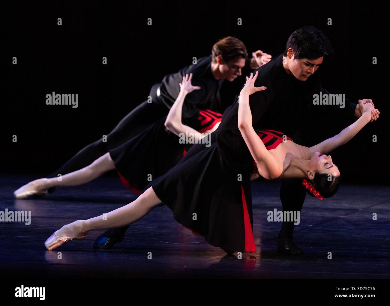 Dancers of Dutch National Ballet perform '5 Tangos' choreographed by ...