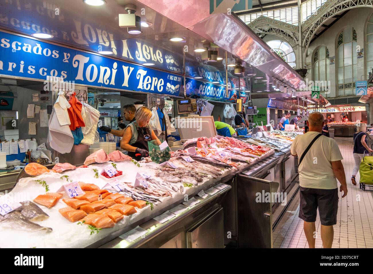 Mercado Central market in Valencia, fishmongers stalls selling fresh ...