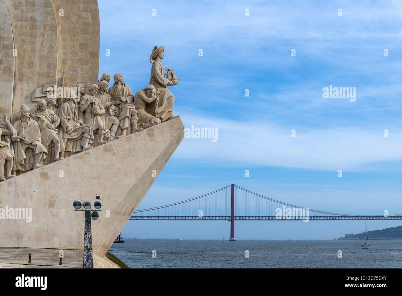 A close-up side view of the stone sculptures on the Padrão dos ...