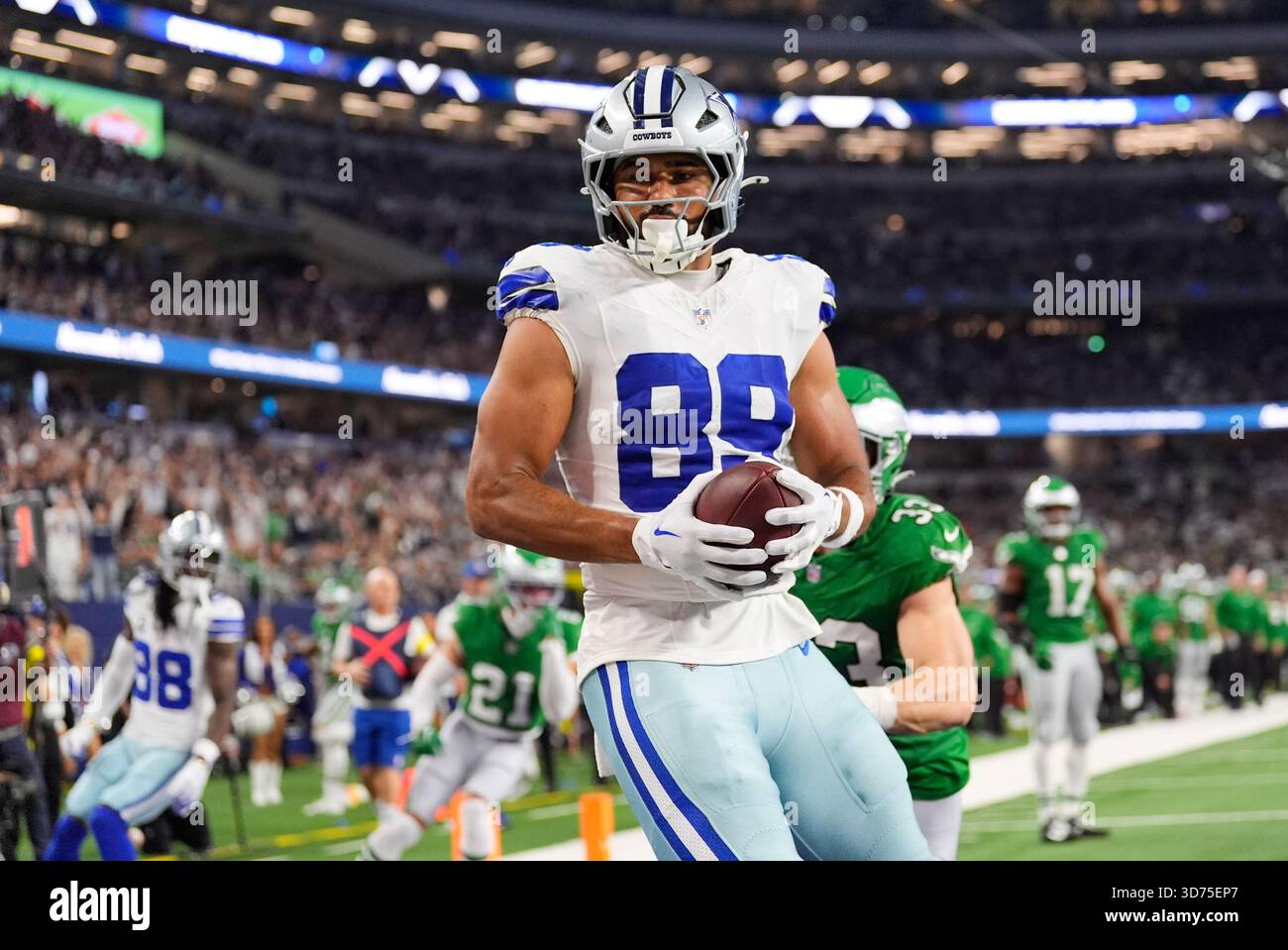 Dallas Cowboys tight end Brevyn Spann-Ford (89) makes a touchdown catch ...