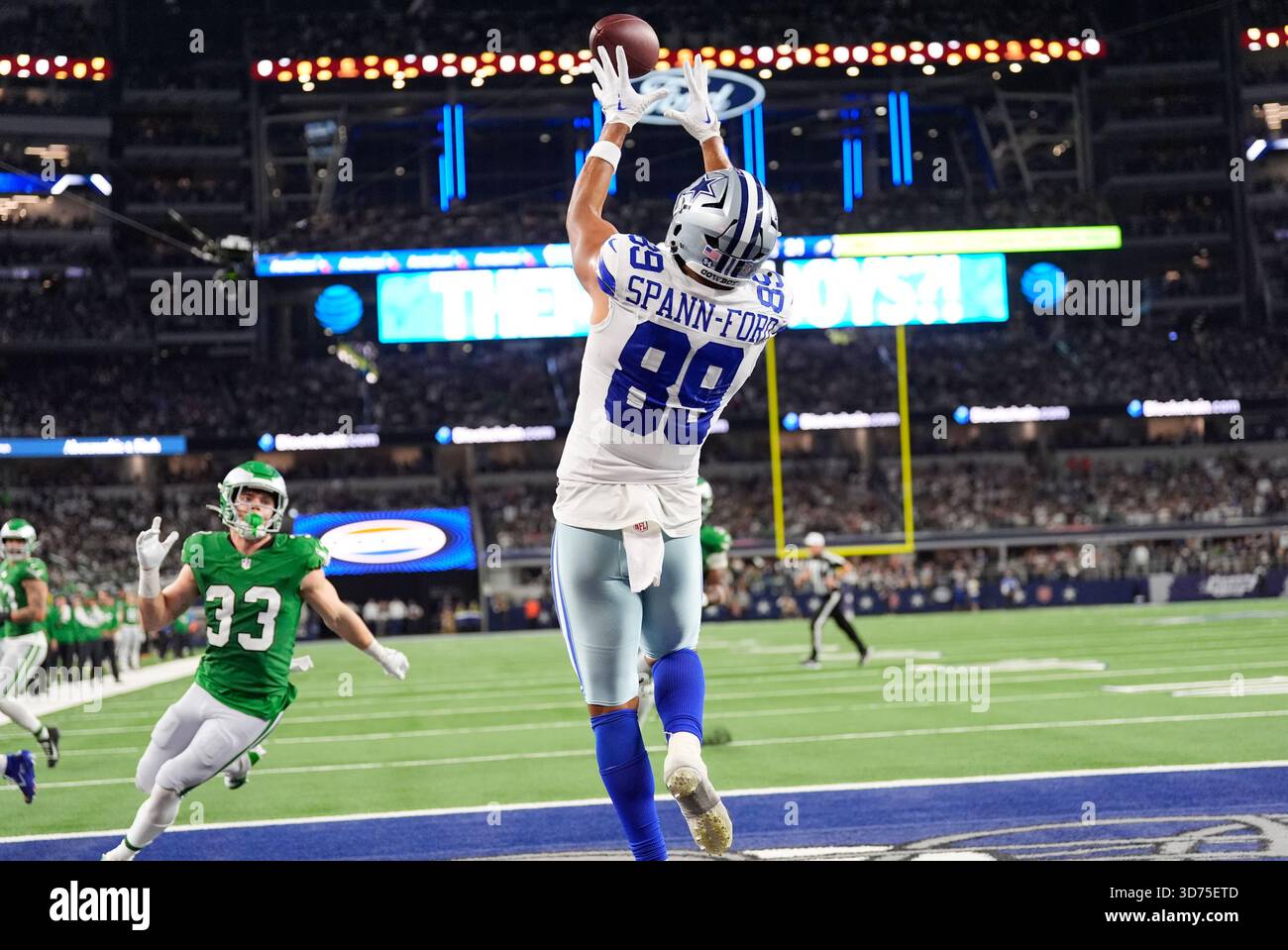 Dallas Cowboys tight end Brevyn Spann-Ford (89) makes a touchdown catch ...