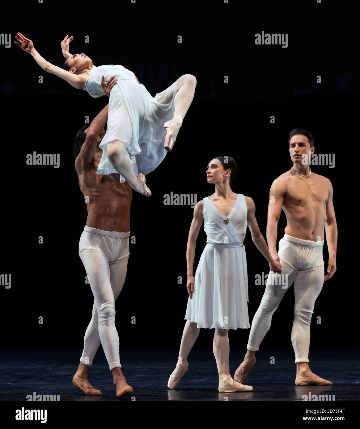 Dancers of Dutch National Ballet perform 'Adagio Hammerklavier ...