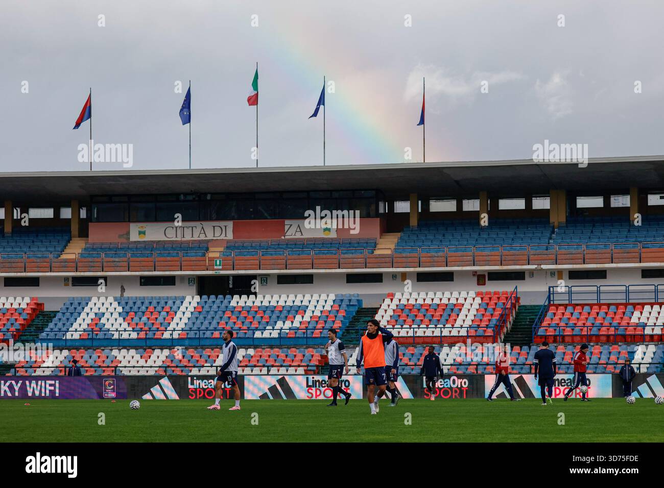 Cosenza players during the pre-match of Serie C football match between ...
