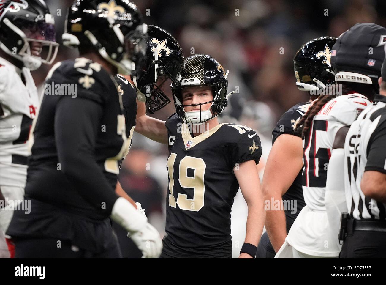 New Orleans Saints place kicker Blake Grupe (19) celebrates a field ...