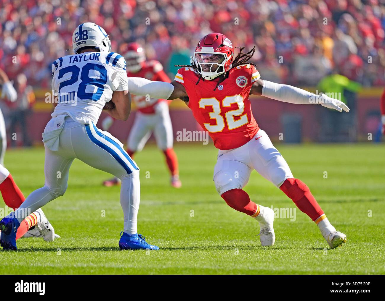 Kansas City Chiefs linebacker Nick Bolton (32) stops Indianapolis Colts ...