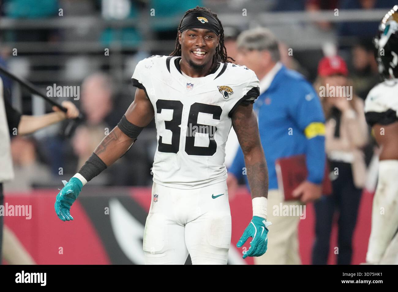 Jacksonville Jaguars running back LeQuint Allen Jr. (36) celebrates ...