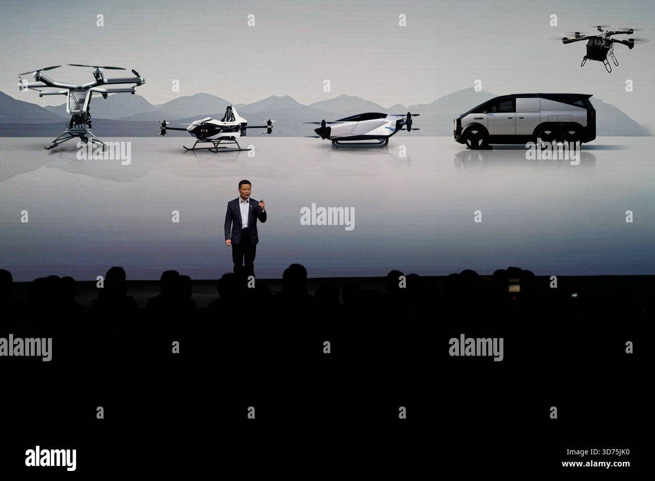 He Xiaopeng, Chairman and CEO of XPENG talks about the company's flying ...