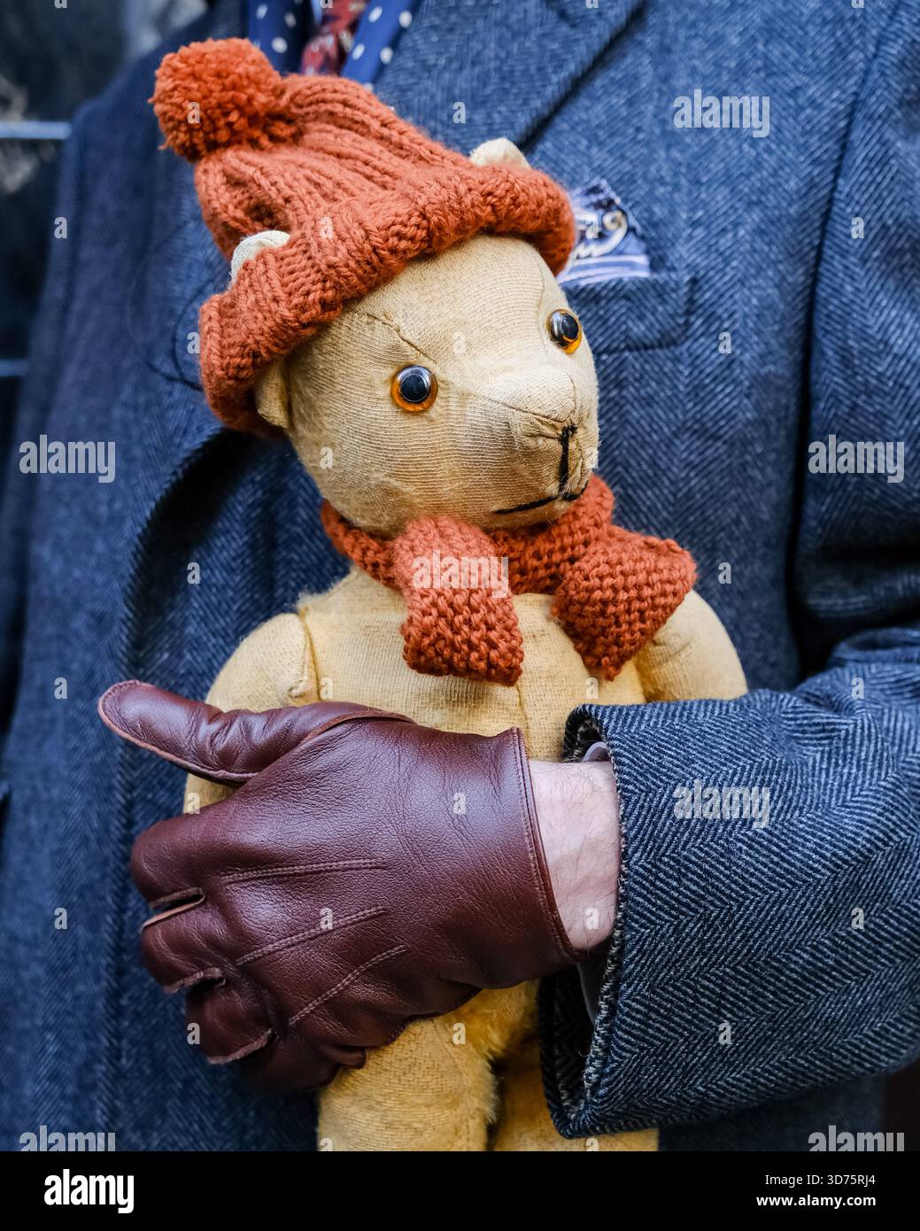 London, UK. 23rd November, 2025. The Grand Flaneur Winter Walk saw old ...