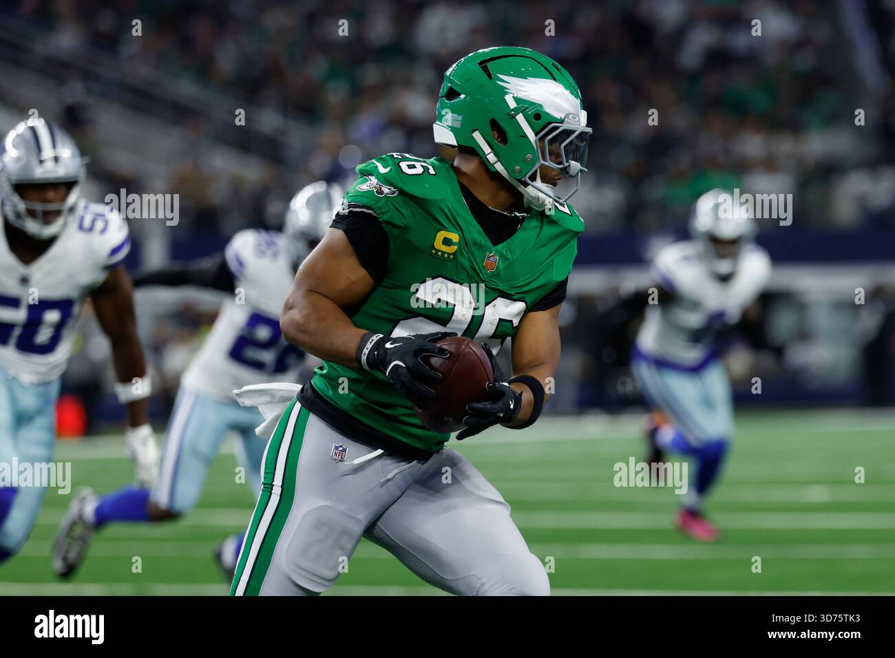 Philadelphia Eagles running back Saquon Barkley (26) carries the ball ...