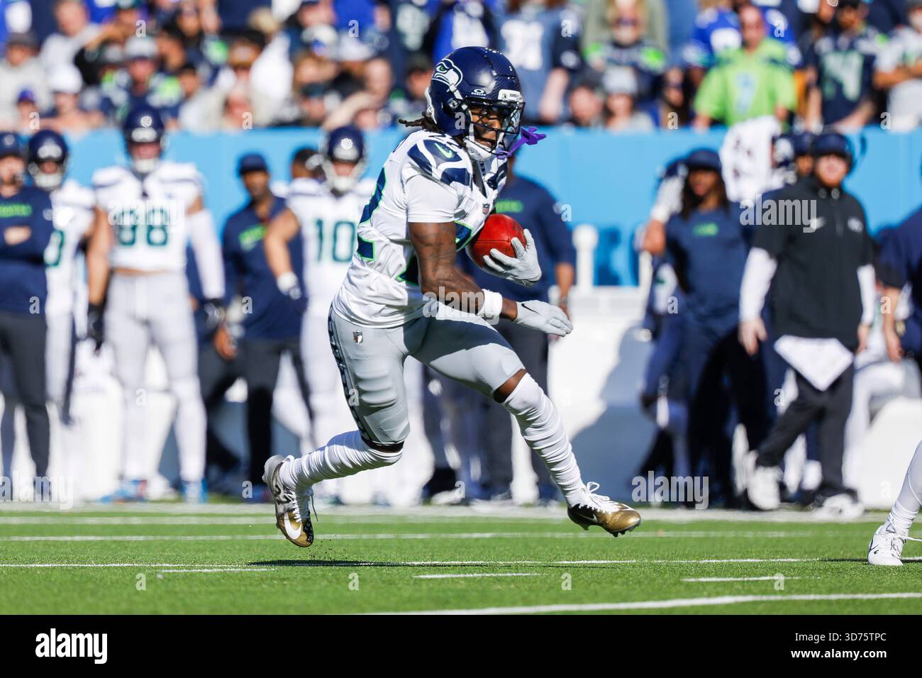 Seattle Seahawks Rashid Shaheed running back (22) at Nissan Stadium in ...