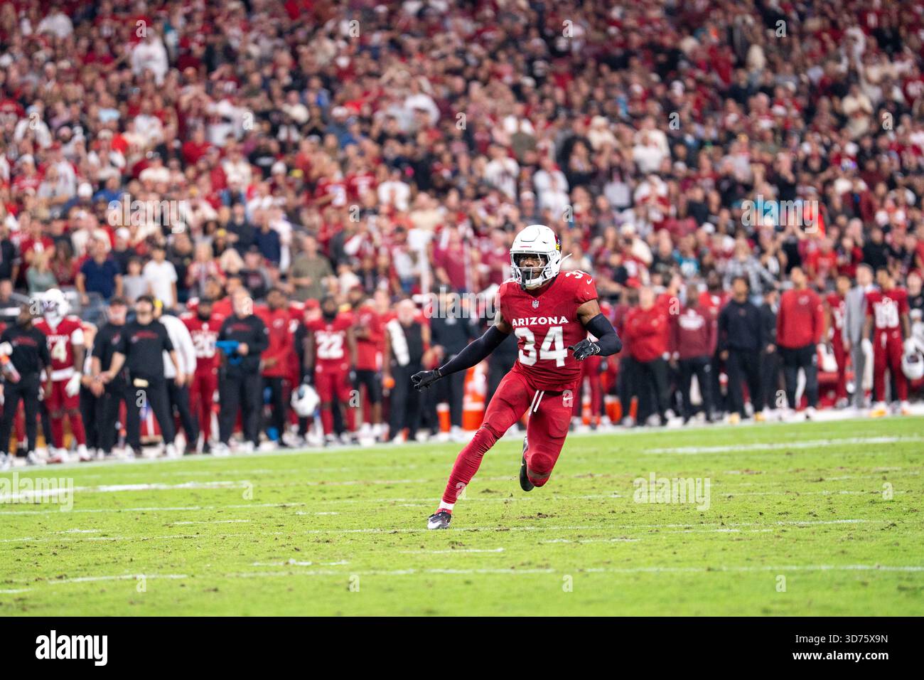 Arizona Cardinals safety Jalen Thompson (34) runs during an NFL ...