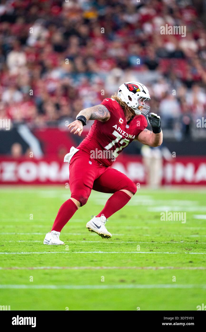 Arizona Cardinals guard Hjalte Froholdt (72) runs during an NFL ...