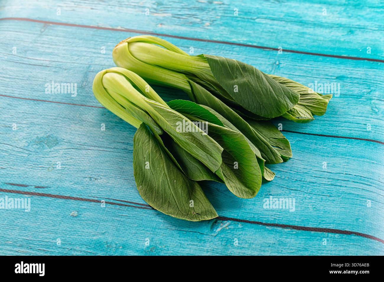 Organic raw green Bok Choy cabbage Stock Photo - Alamy