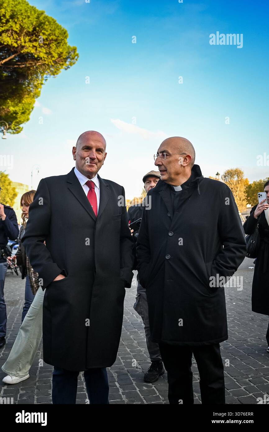 **NO WEB OR NEWSPAPERS. ONLY FOR ITALY** Piazza Pia Police Initiative ...