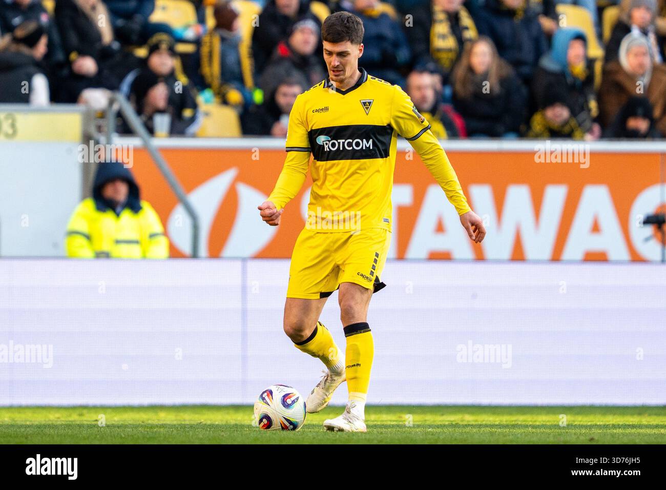 Danilo Wiebe (Alemannia Aachen, #28) Alemannia Aachen vs. SSV Jahn ...