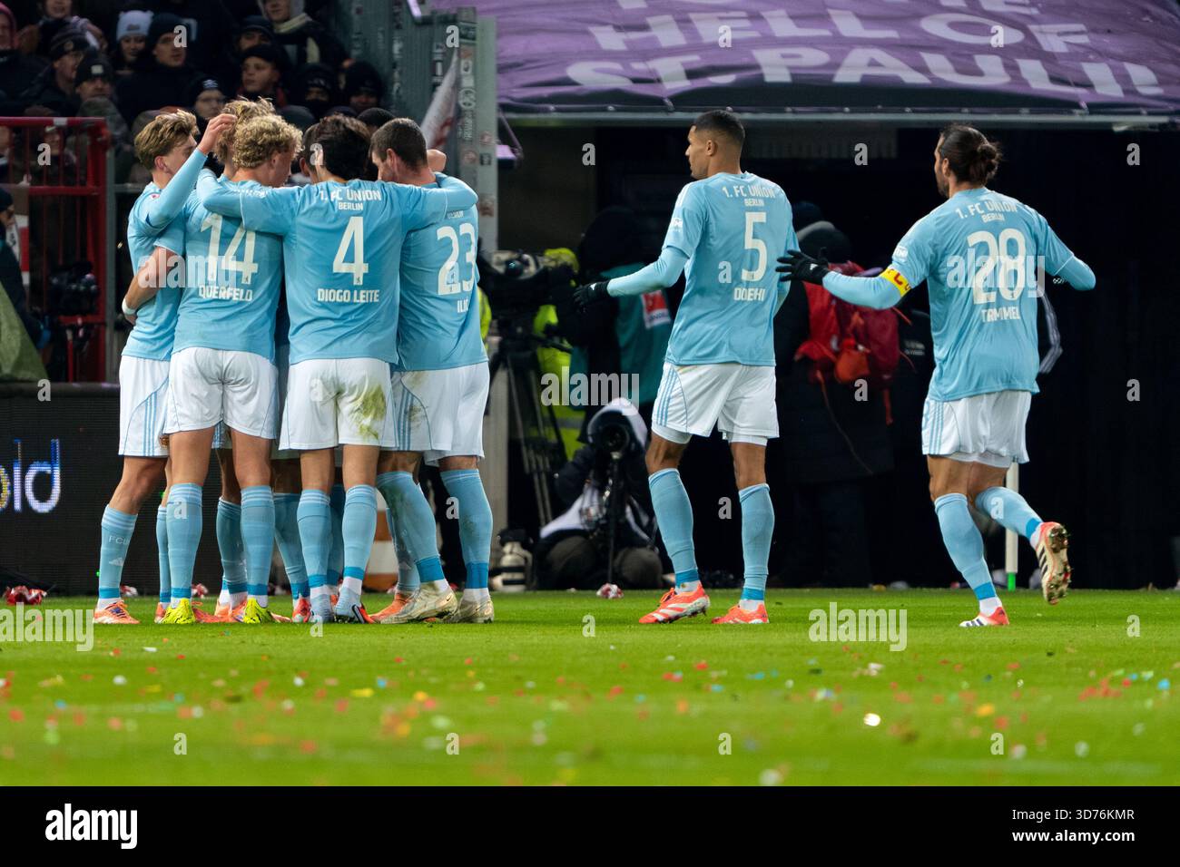 Goal [goal] for 0:1 Rani Khedira (1. Union Berlin, #08), celebrates ...